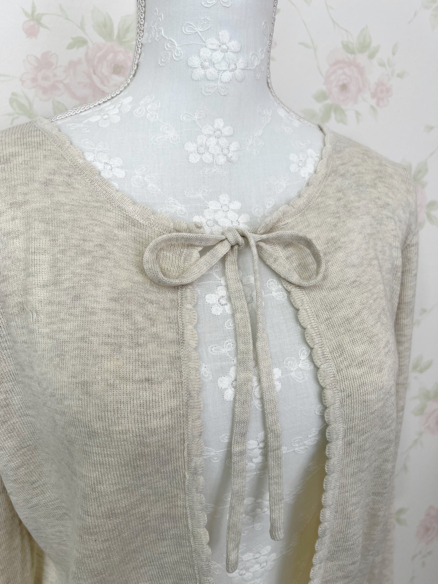 TITTY&CO. Frilled Hem Cardigan (Oat Meal) – MultiPal Store